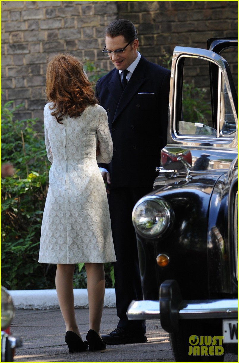 Emily Browning & Tom Hardy Continue 'Legend' in London: Photo 3155821 | Emily Browning, Tom ...