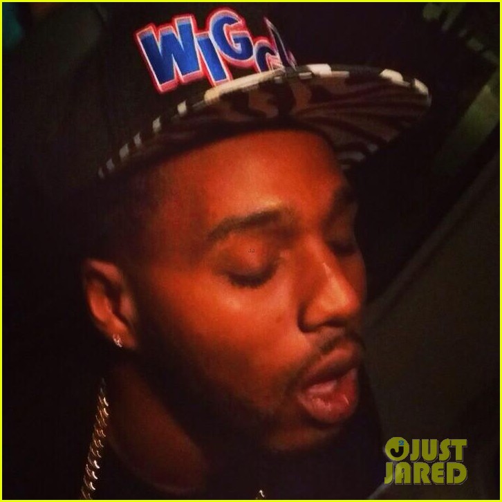 Jason Derulo Hosts Vegas Pool Party While Recovering From a Broken Rib ...