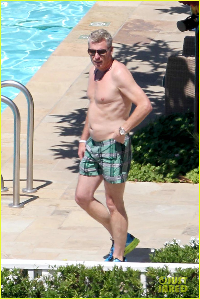 Joe Simpson Hits the Pool with Model Jonathan Keith During Jessica's ...