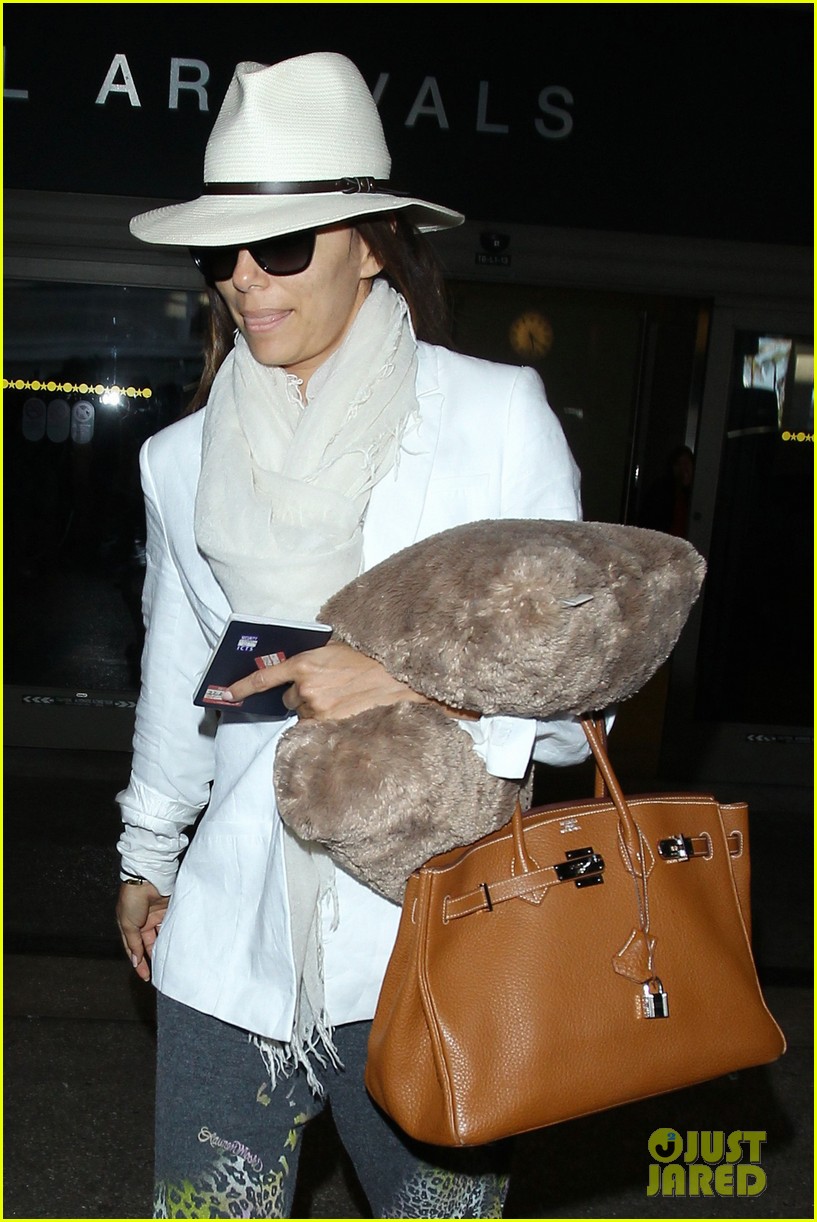 Eva Longoria Goes Makeup Free For Her Long Flight Home!: Photo 3161700 ...