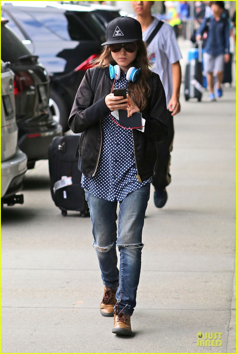 Ellen Page Named PETA's Sexiest Female Vegetarian: Photo 3161457 ...