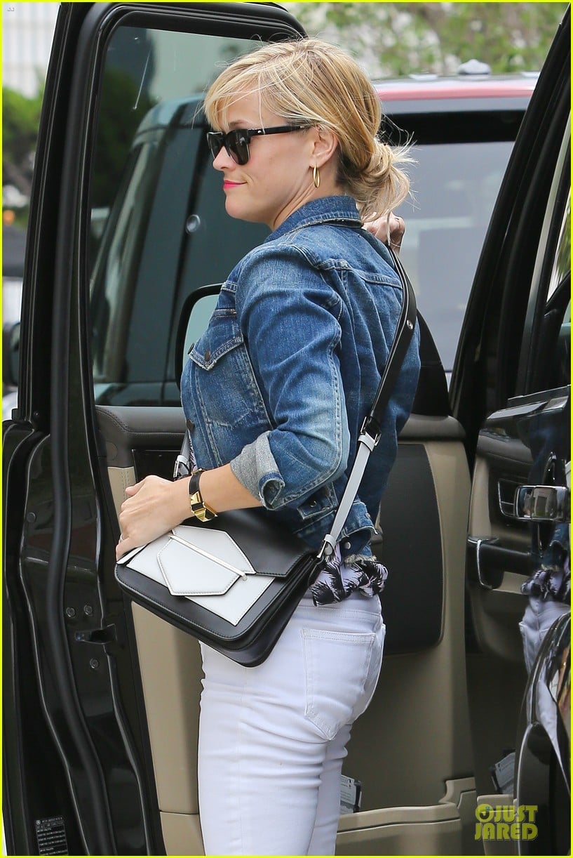 Reese Witherspoon's Skin Looks Amazing Even Before Her Dermatologist ...