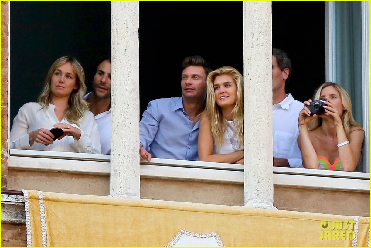 Ryan Seacrest Cozies Up to Girlfriend Shayna Taylor in Italy!: Photo ...