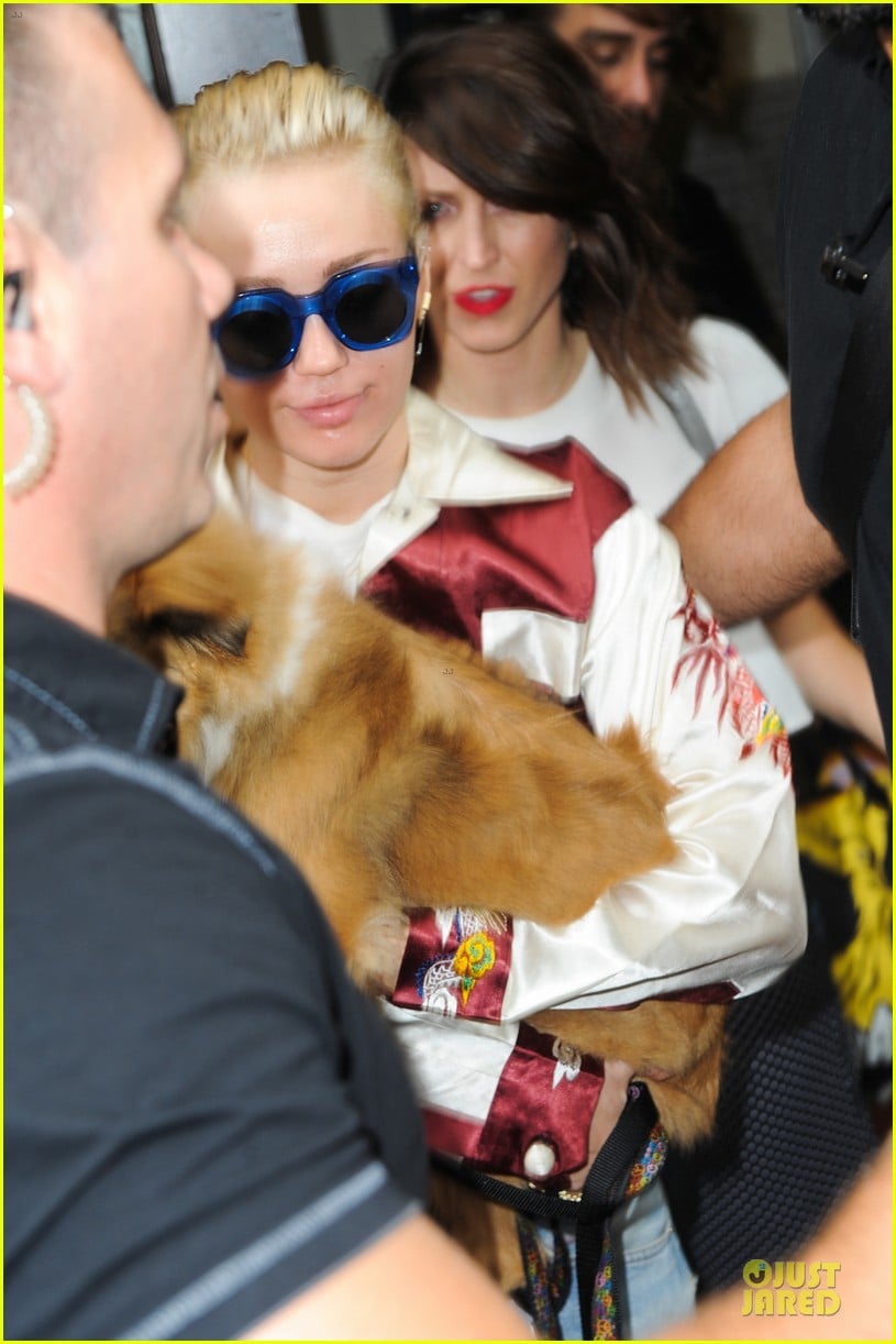 Miley Cyrus Smiles Wide With Puppy Emu By Her Side: Photo 3168809 ...
