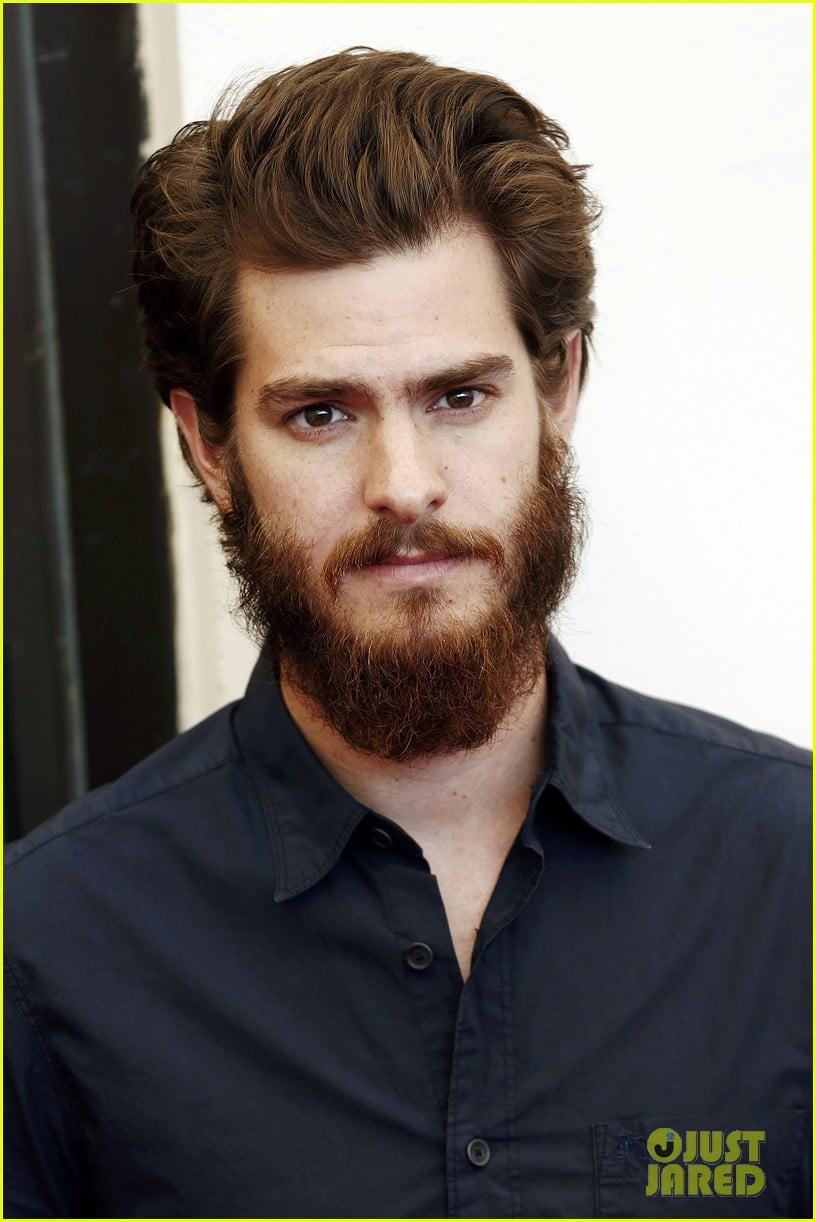 Andrew Garfield Strokes His Big Bushy Beard at the '99 Homes' Photo ...