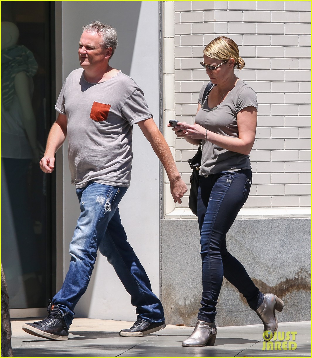 Chelsea Handler Sets Date for First Netflix Comedy Special!: Photo ...