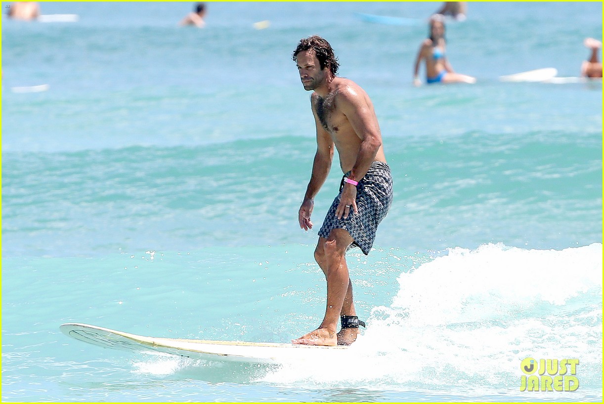 Jack Johnson Shows Off Hot Body for Shirtless Surf Session!: Photo ...