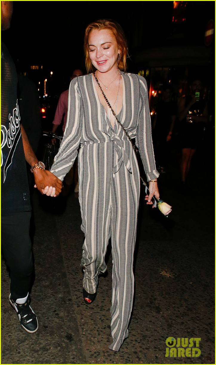 Lindsay Lohan Holds Hands with Blogger Vas J Morgan: Photo 3168393 ...