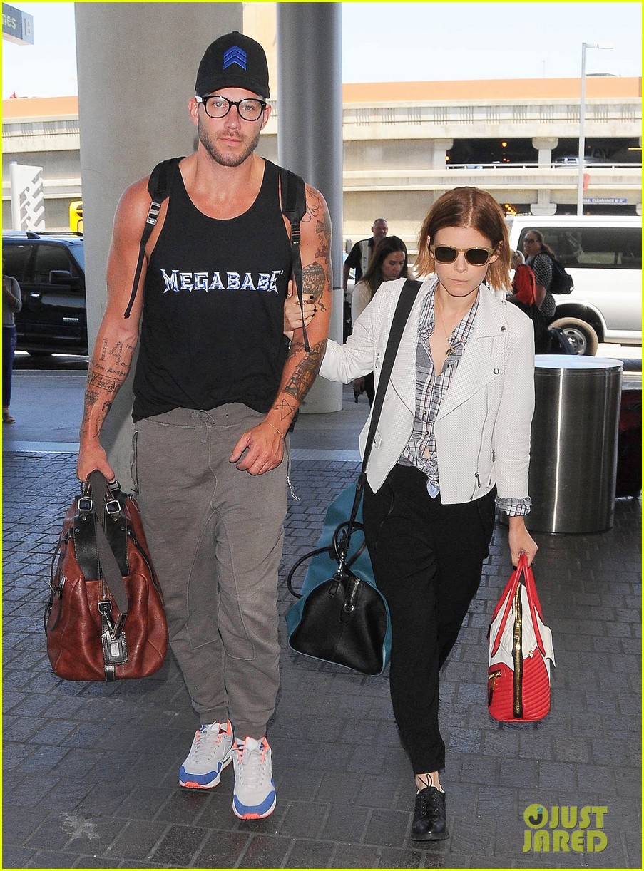 Kate Mara & Robin Wright Fly Away After the Emmys: Photo 3185186 ...