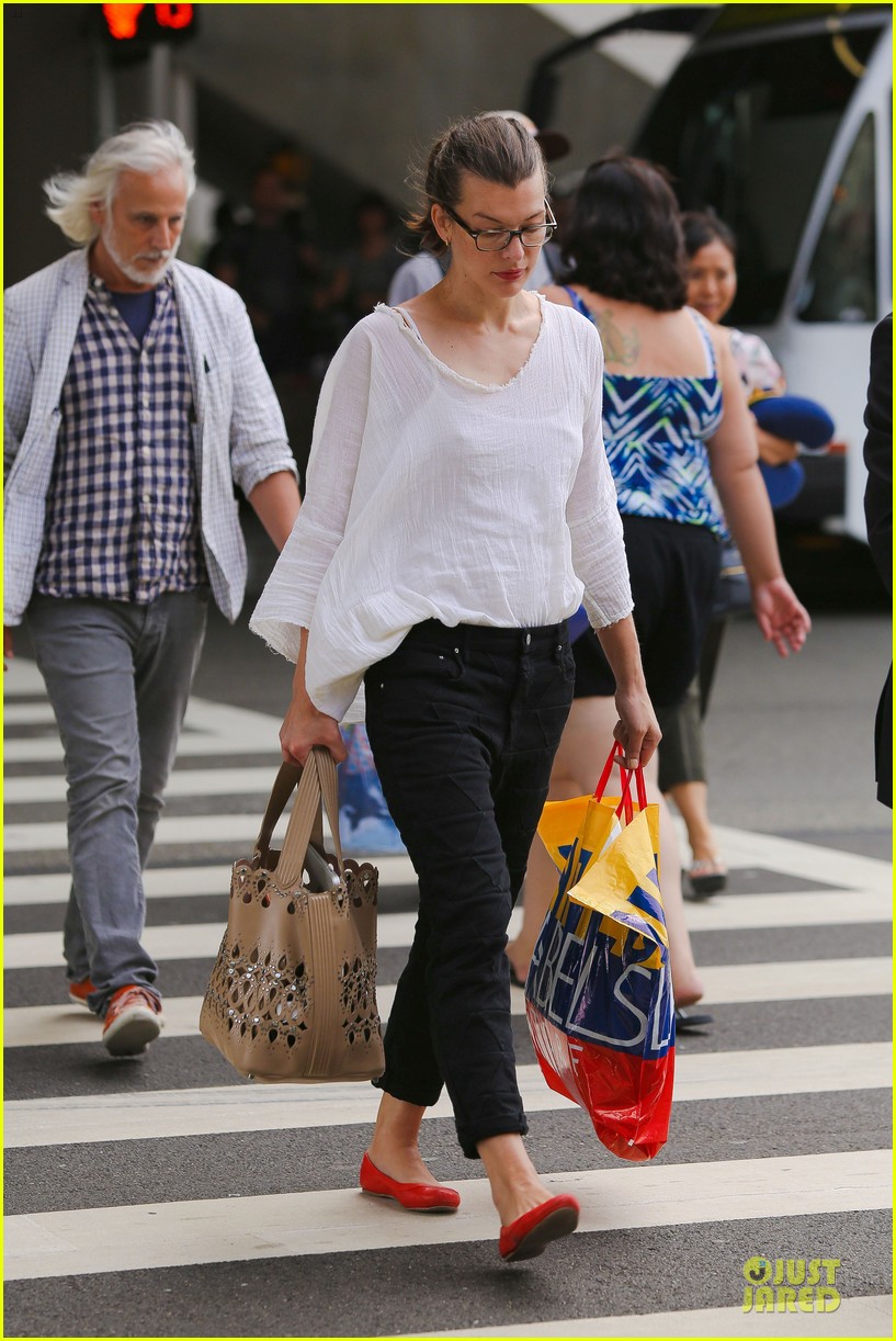 Resident Evil's Milla Jovovich Gets Inspired By David Foster Wallace's ...