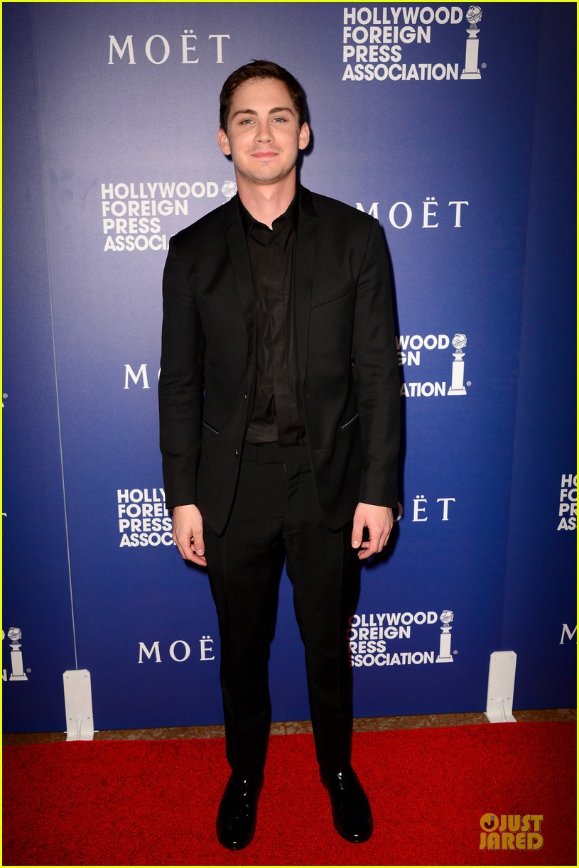 Robert Pattinson & Logan Lerman Are Men in Black at HFPA Grants Banquet ...