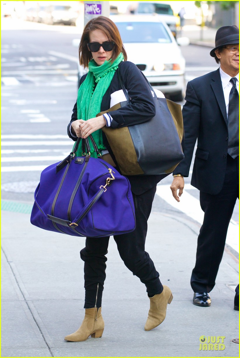 Sarah Paulson & America Ferrera Get In Some Shakespeare at 'King Lear ...