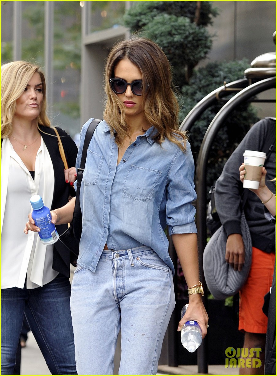 Jessica Alba Felt Insecure With Herself Until She Hit 30 Photo 3194621 Jessica Alba Photos