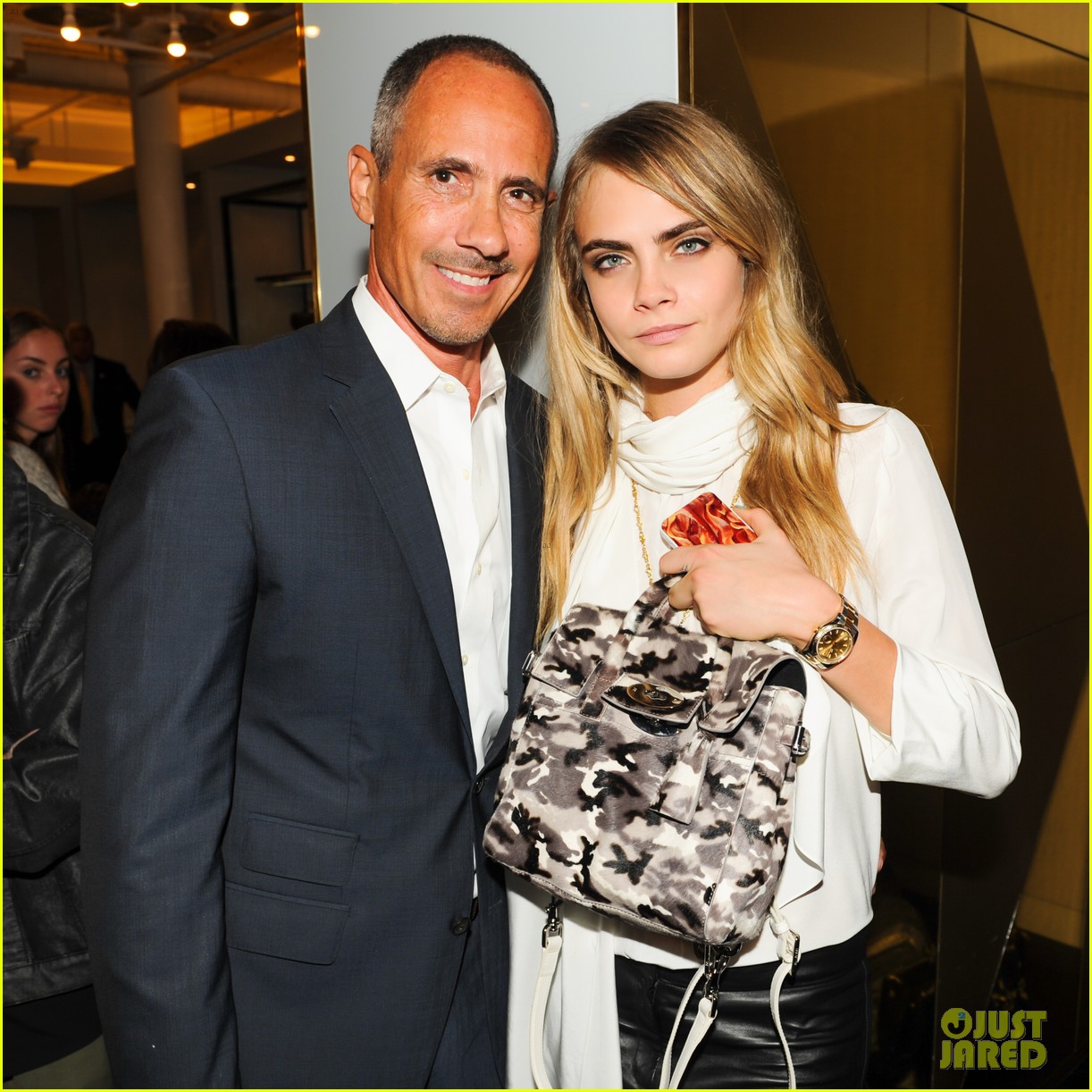 Cara Delevingne Celebrates Her New Mulberry Collection in NYC: Photo ...