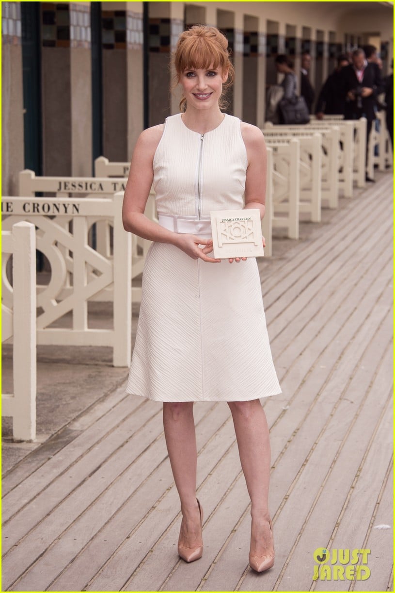 Jessica Chastain Gets a Dedicated Beach Locker Room at Deauville ...