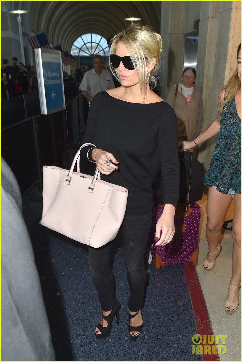 Jessica Simpson Misses Huband Eric Johnson & Son Ace - See Their ...