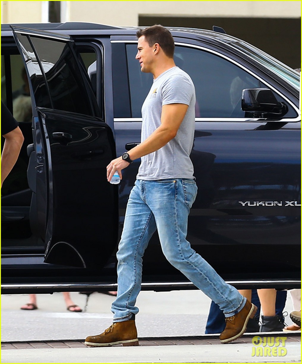 Channing Tatum & His Huge Muscles Continue Filming 'Magic Mike XXL ...