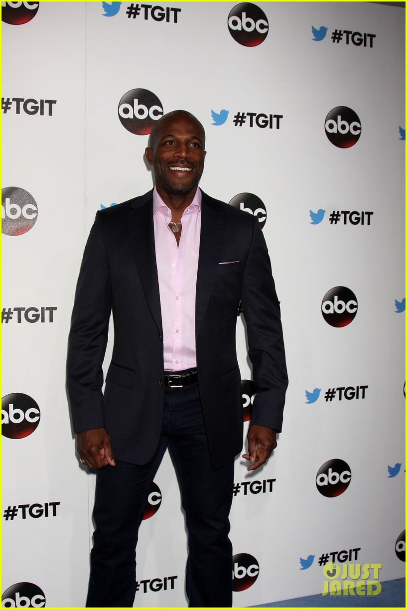 Viola Davis Steps Out for TGIT After Controversial 'NYT' Article: Photo ...