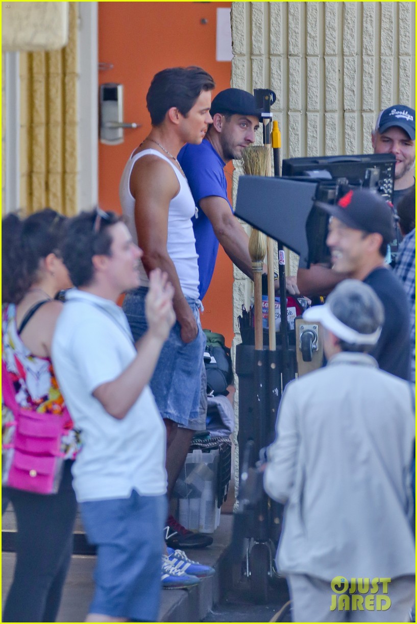 Matt Bomer Goes Shirtless, Channing Tatum & Joe Manganiello Show Off Huge Muscles on 'Magic Mike ...