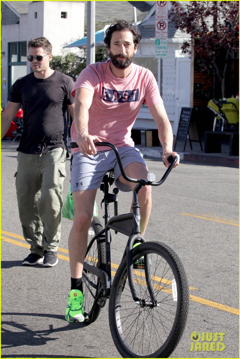Photo: adrien brody scruff beard 03 | Photo 3228107 | Just Jared ...