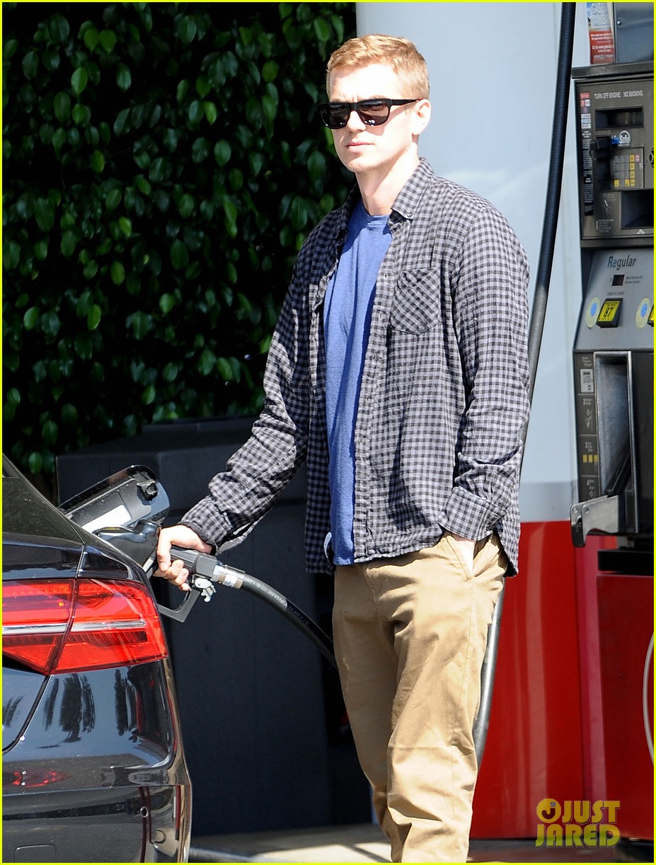 Hayden Christensen Runs Errands Solo Before Baby Arrives: Photo 3215065 ...