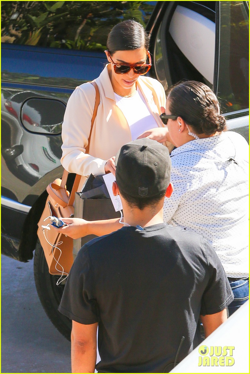 Kim Kardashian & Her Sisters Celebrate Bruce Jenner's Birthday!: Photo ...