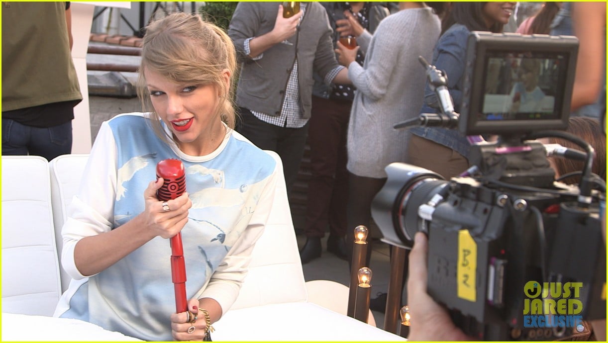 Taylor Swift Is Totally in 'Style' for Target Commerical (Exclusive ...