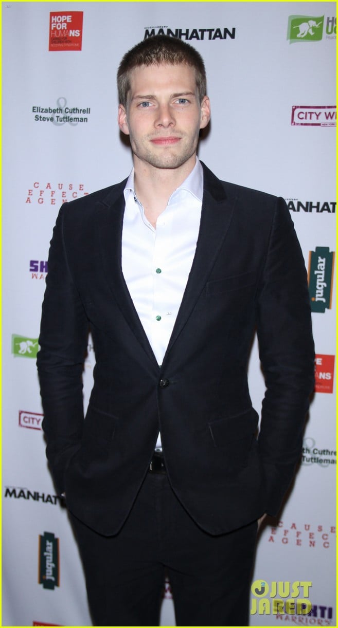 Adrian Grenier Supports Ugandan Youth After Jokingly Sharing His Tinder ...