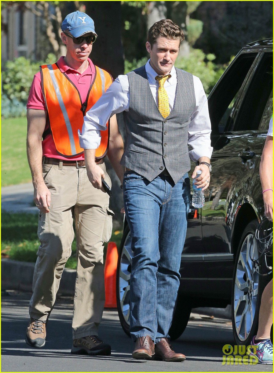 Lea Michele & Darren Criss Get Egged On Fun 'Glee' Set: Photo 3245960 ...