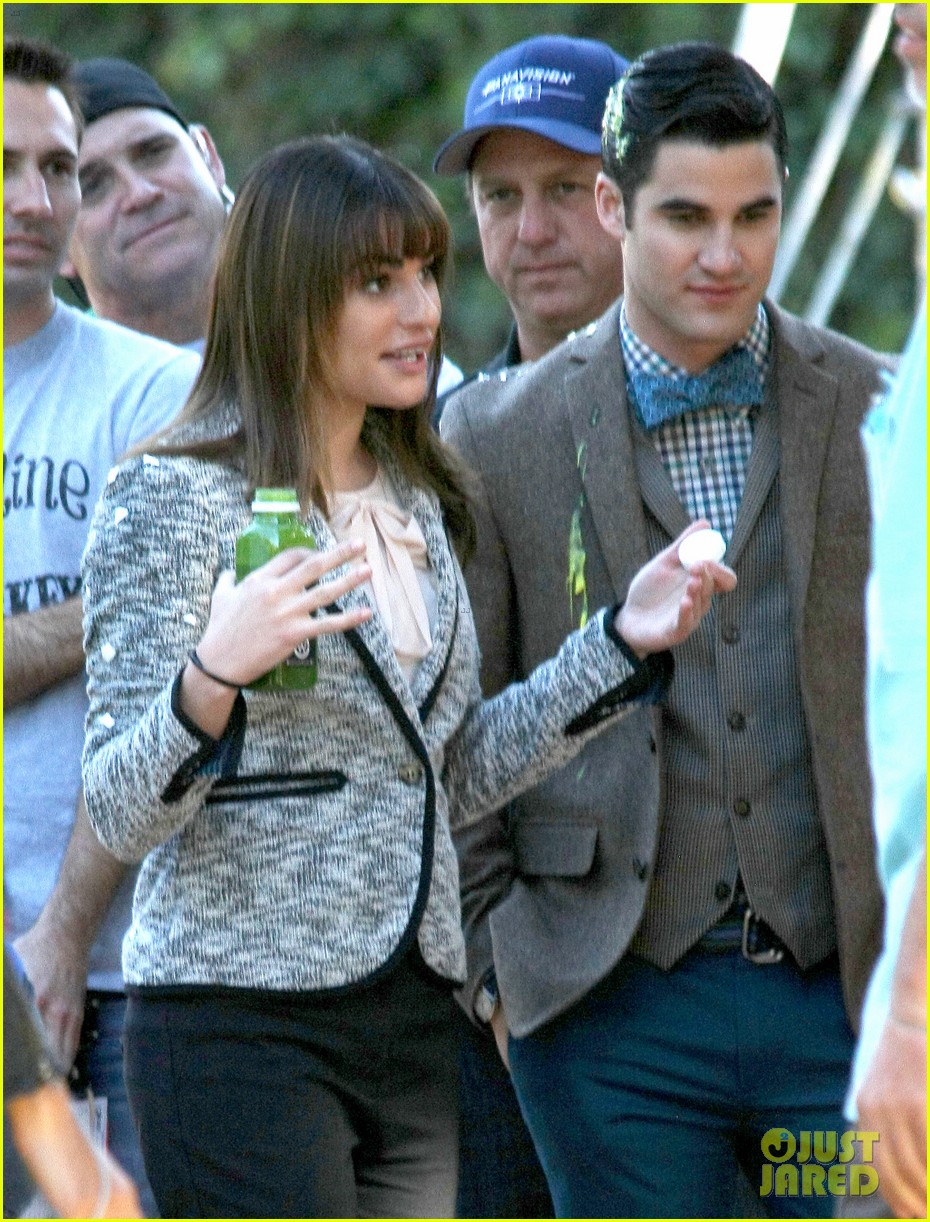 Lea Michele & Darren Criss Get Egged On Fun 'Glee' Set: Photo 3245980 ...