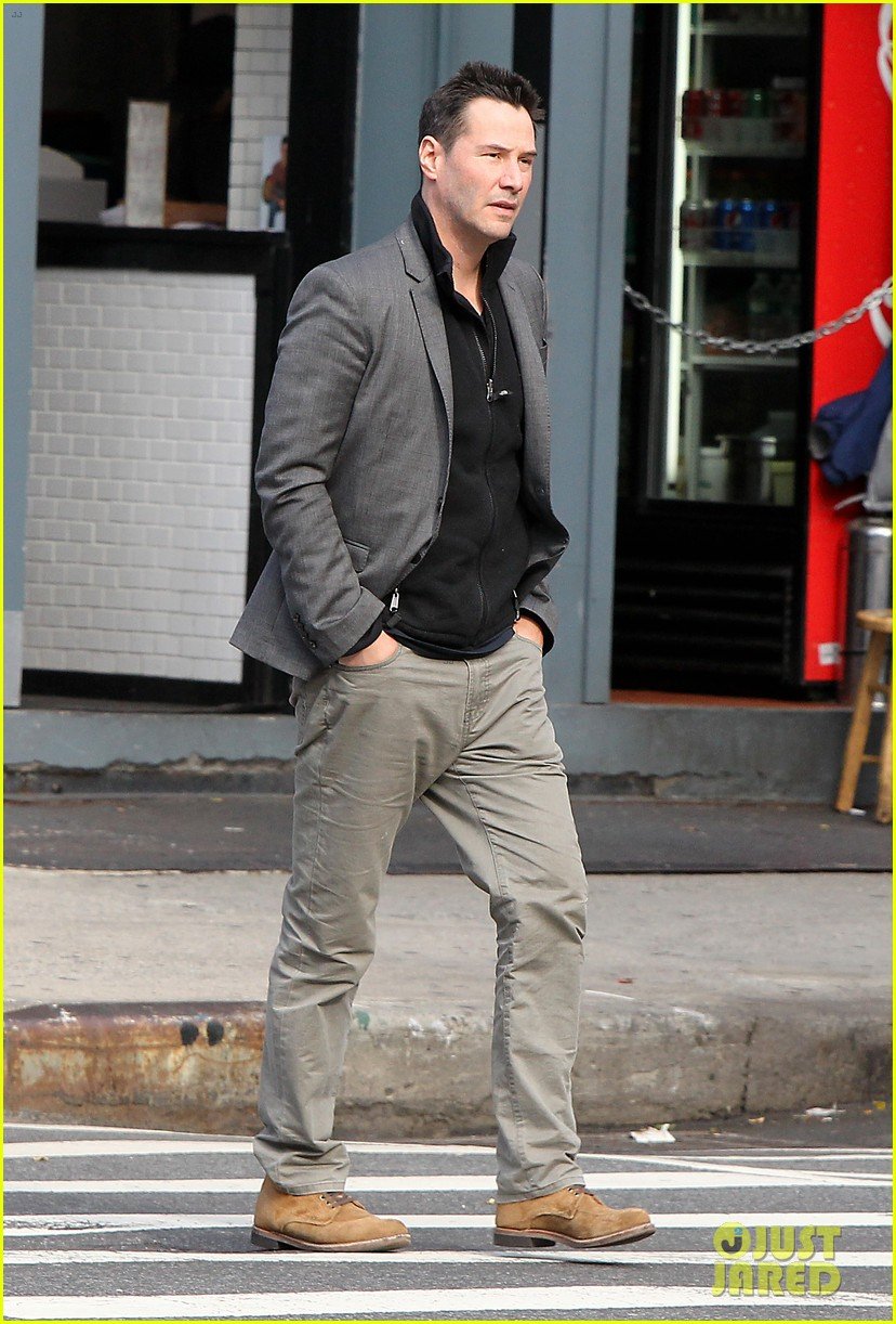 Keanu Reeves Comforts Crying Mira Sorvino in Emotional 'Daughter of God ...