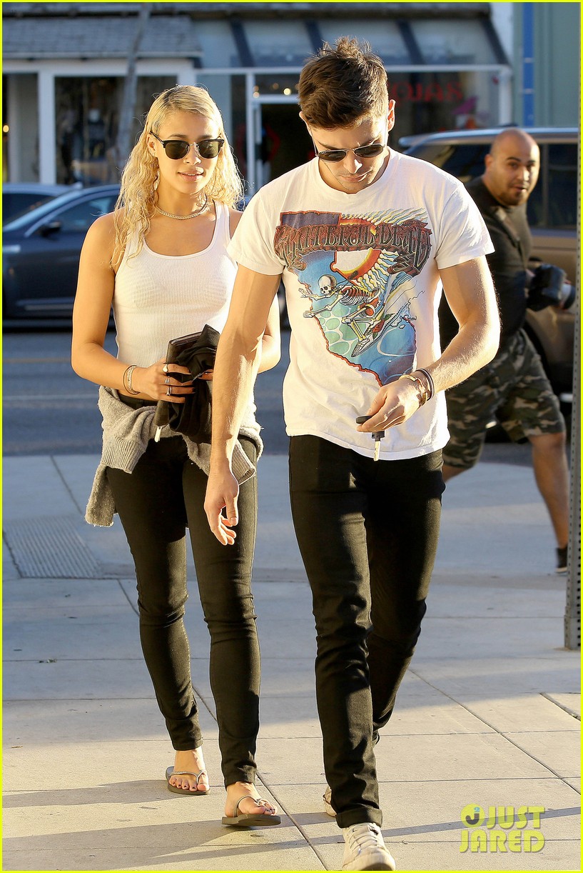 Zac Efron Accompanies Sami Miro To Modeling Meeting: Photo 3235821 ...