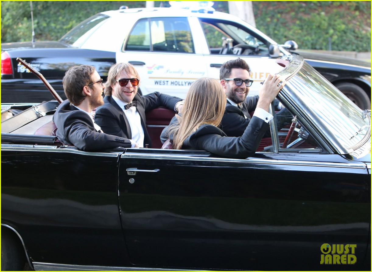 Adam Levine Heats Up Hollywood for New Music Video Shoot: Photo 3256602 ...