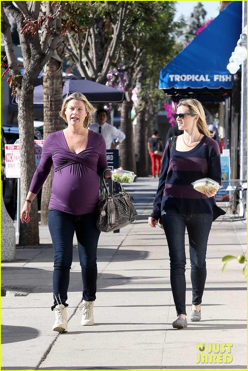 'Varsity Blues' Reunion! Ali Larter & Amy Smart Go Baby Shopping ...