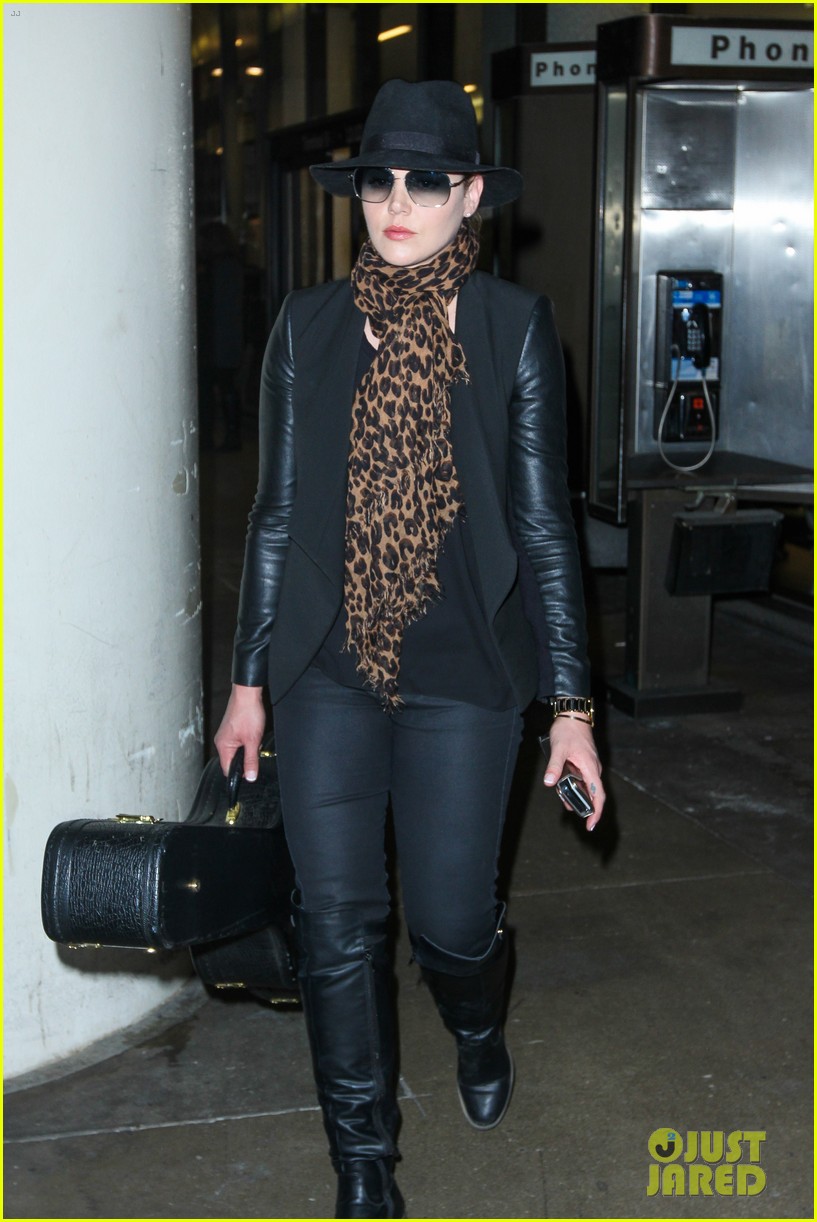 Abbie Cornish Wants Us To See Her As Rapper Dusk When She Isn't Acting ...