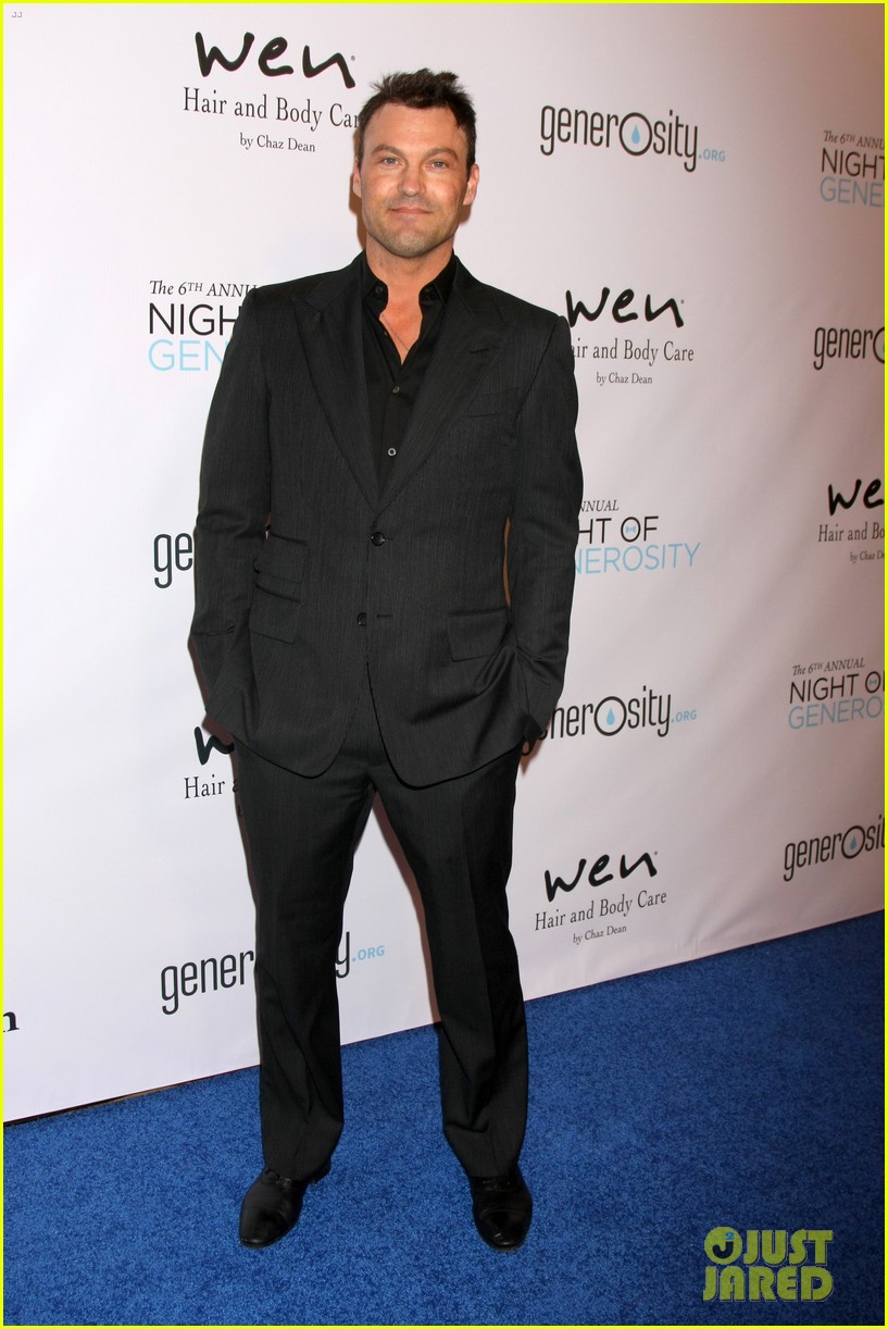 Megan Fox & Brian Austin Green Look Better Than 'Okay' After Being Hit ...