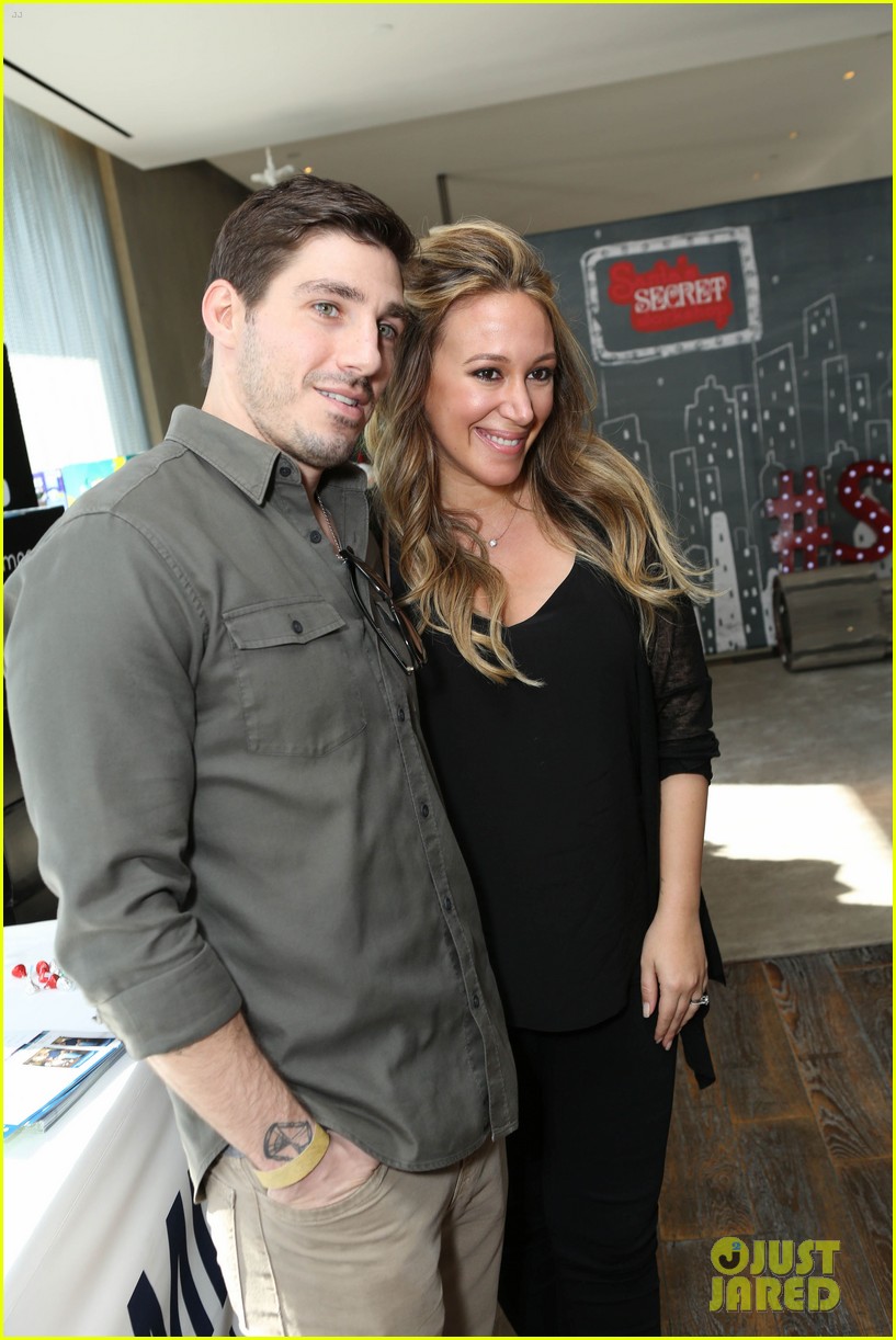 Sarah Michelle Gellar Sets Everything Straight About Freddie Prinze Jr ...