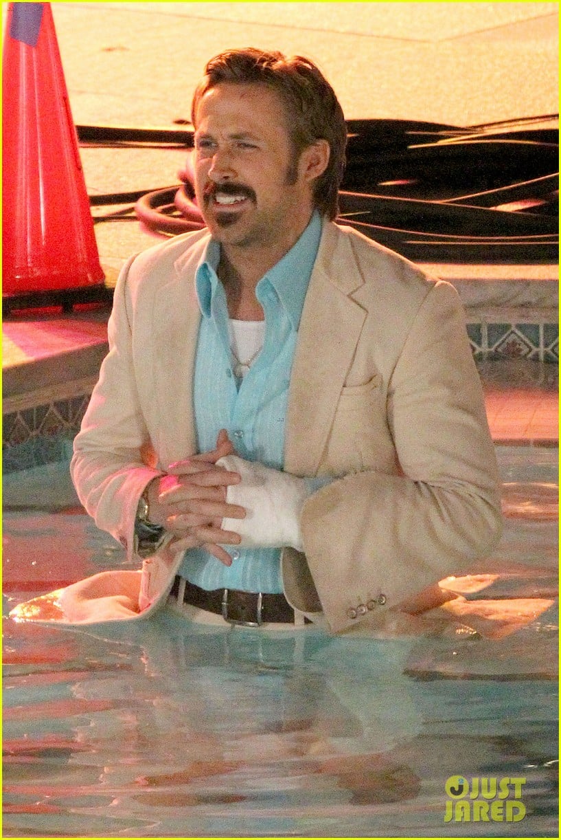 Soakin' Wet Ryan Gosling Heats Up a Freezing Cold Pool For 'Nice Guys ...