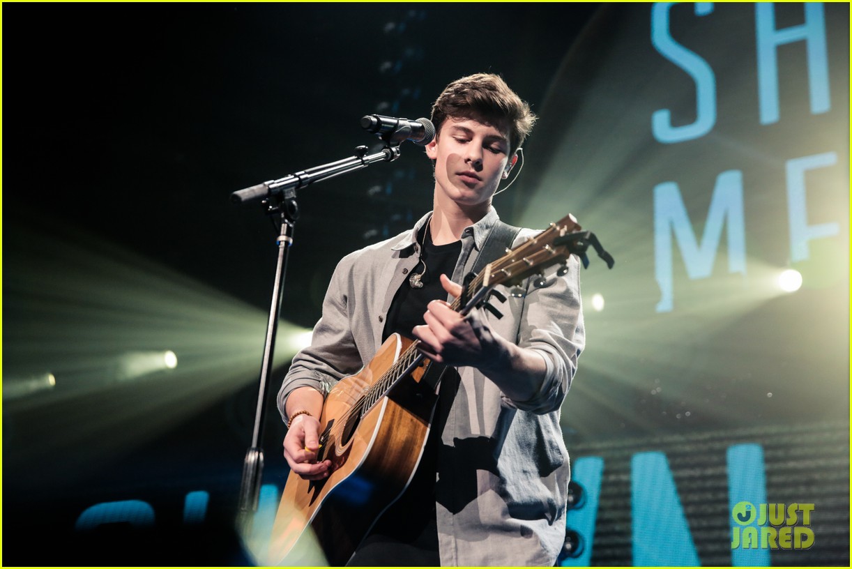 Meghan Trainor & Sam Smith Bring Christmas To Q102's Jingle Ball in ...