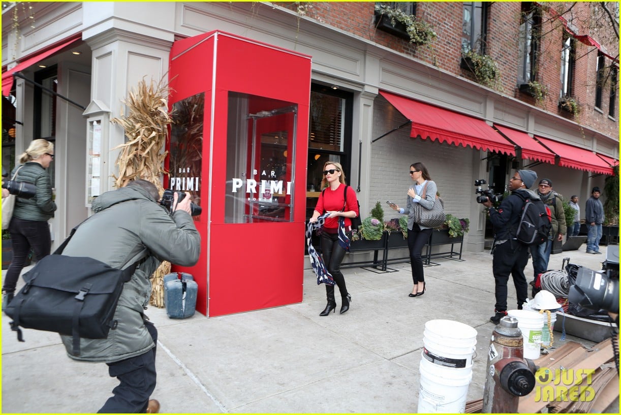 Reese Witherspoon Admits Crying & Telling Husband Jim Toth 'F--K You ...