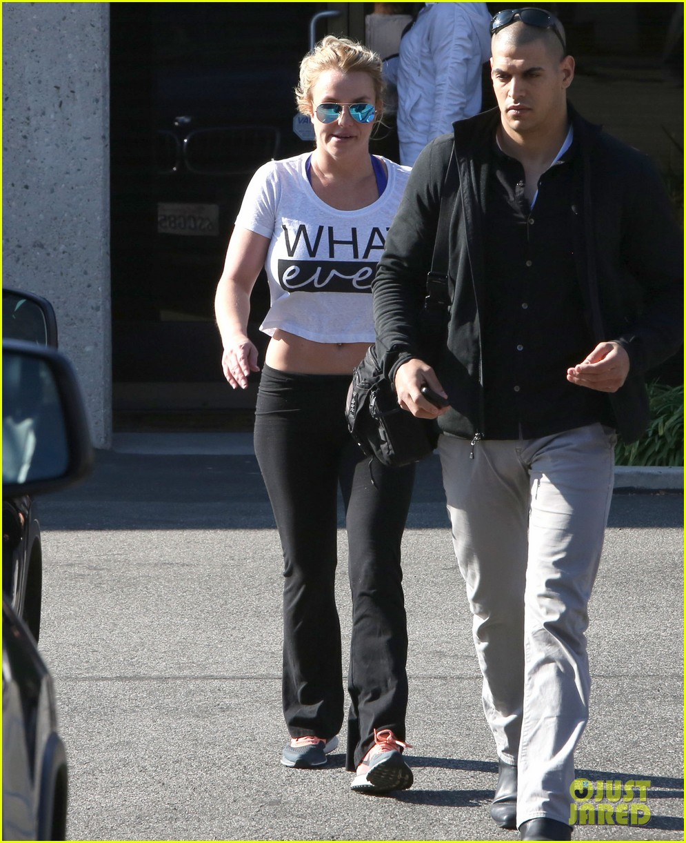 Britney Spears Flashes Rock Hard Abs After Dance Rehearsal: Photo ...
