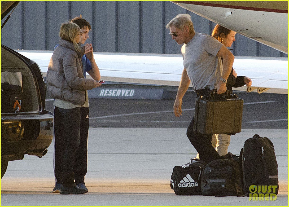 Harrison Ford Flexes His Muscles for the Cameras at 72!: Photo 3272536 ...