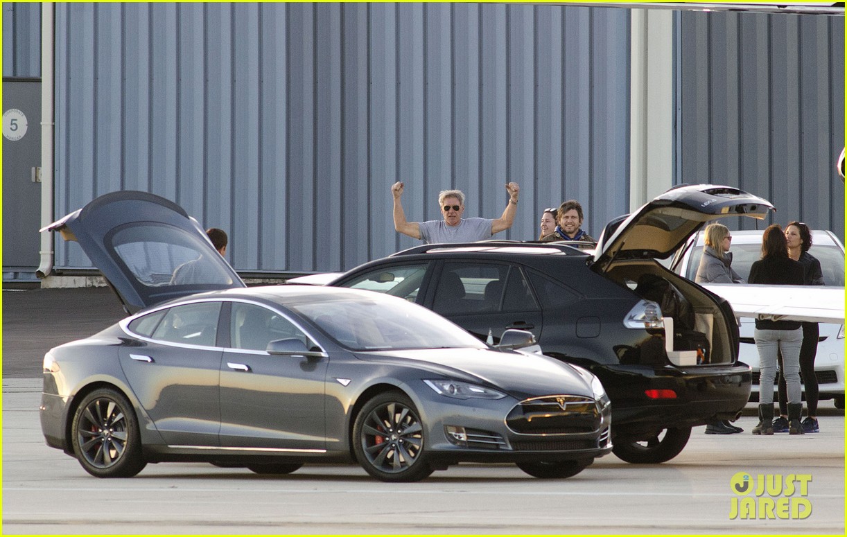 Harrison Ford Flexes His Muscles for the Cameras at 72!: Photo 3272542 ...