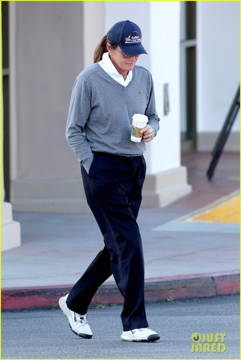 This Bruce Jenner Tabloid Cover Has the Web Buzzing: Photo 3280765 ...