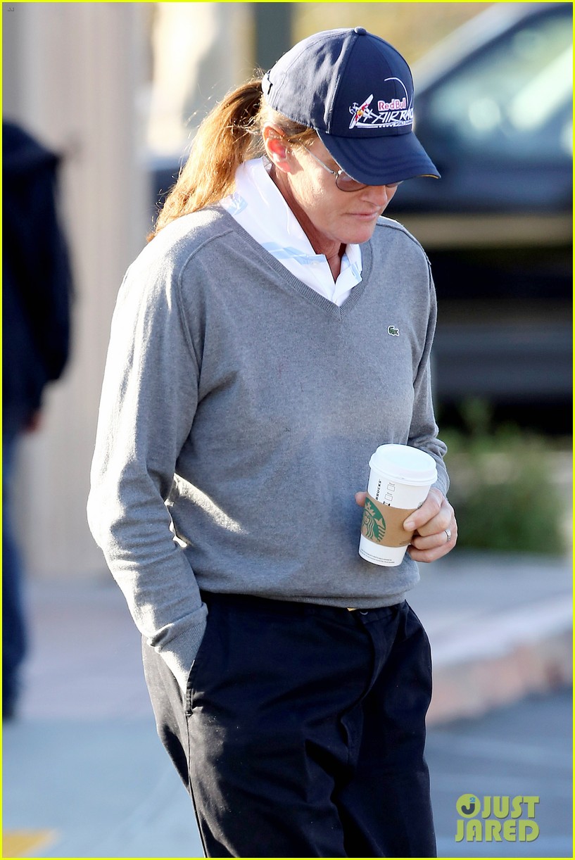 This Bruce Jenner Tabloid Cover Has the Web Buzzing: Photo 3280773 ...