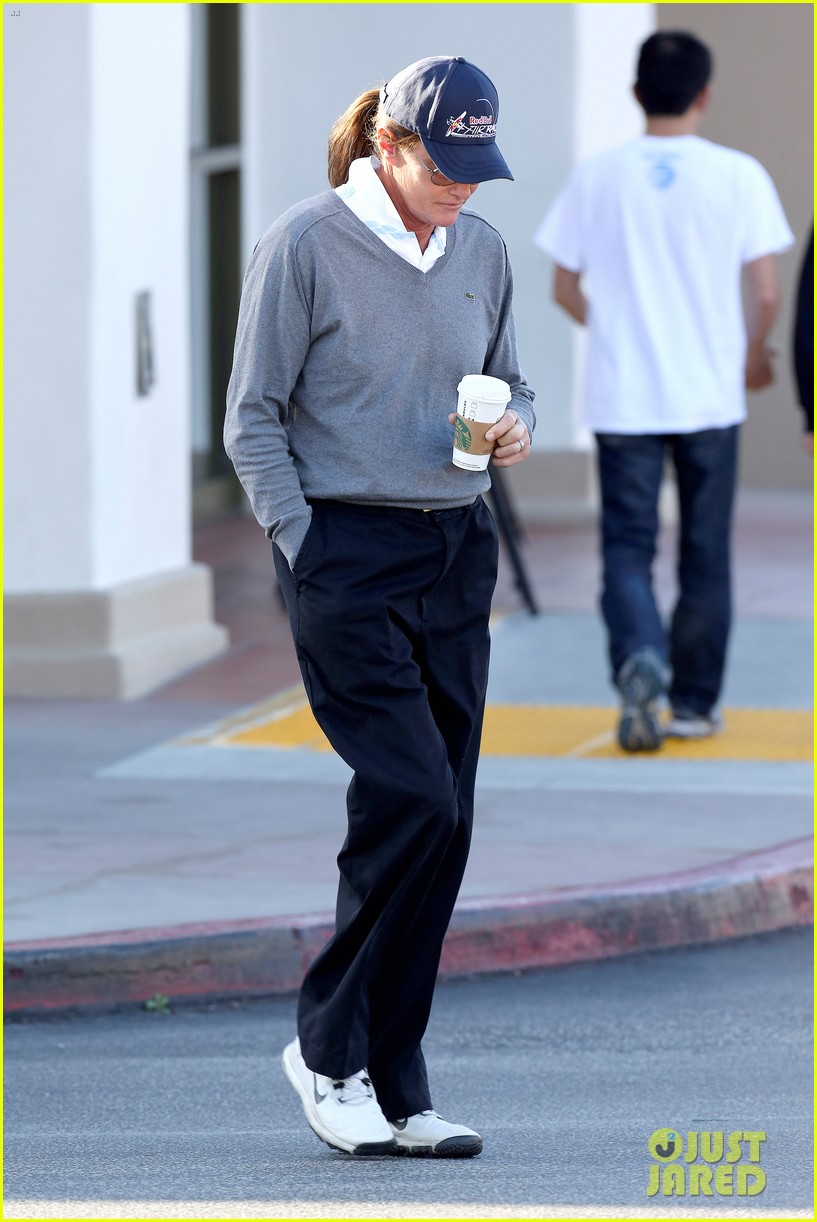 This Bruce Jenner Tabloid Cover Has the Web Buzzing: Photo 3280784 ...