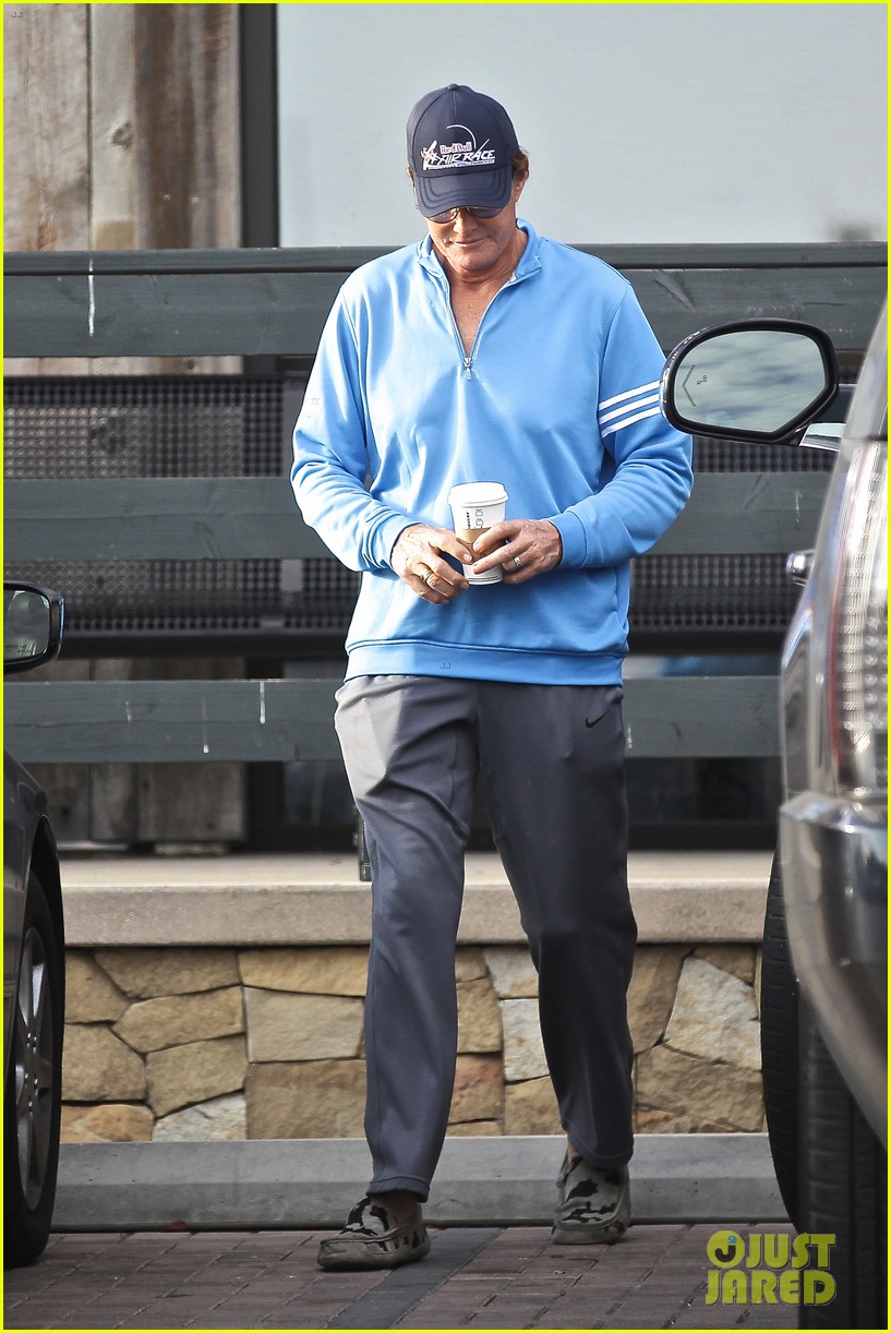 Bruce Jenner's Transition to Woman Has Been Confirmed: Photo 3292356 ...