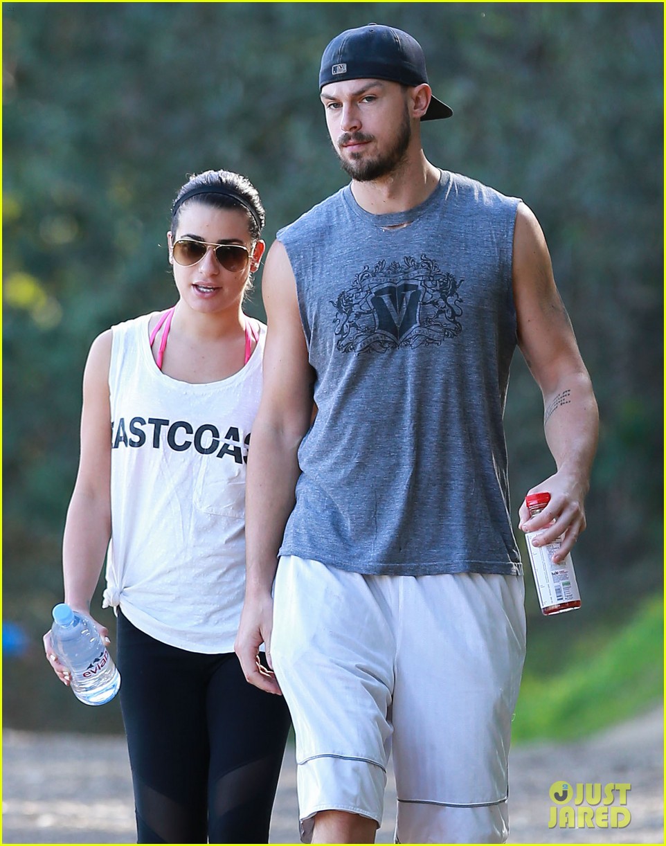 Lea Michele & Matthew Paetz Hike & Hold Hands on Sunday!: Photo 3289101 ...