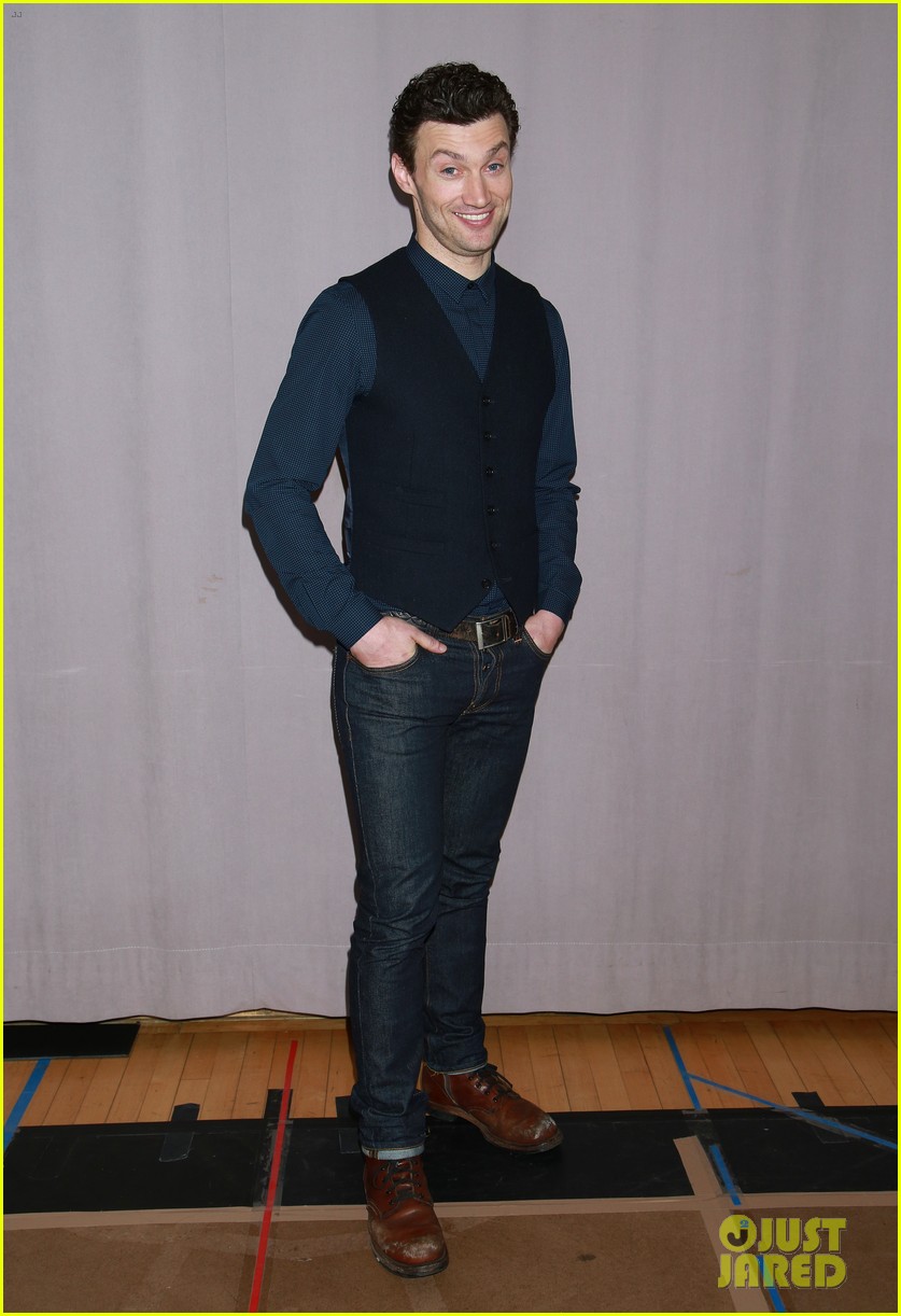 Elisabeth Moss & Jason Biggs Bring 'Heidi Chronicles' to the NYC ...