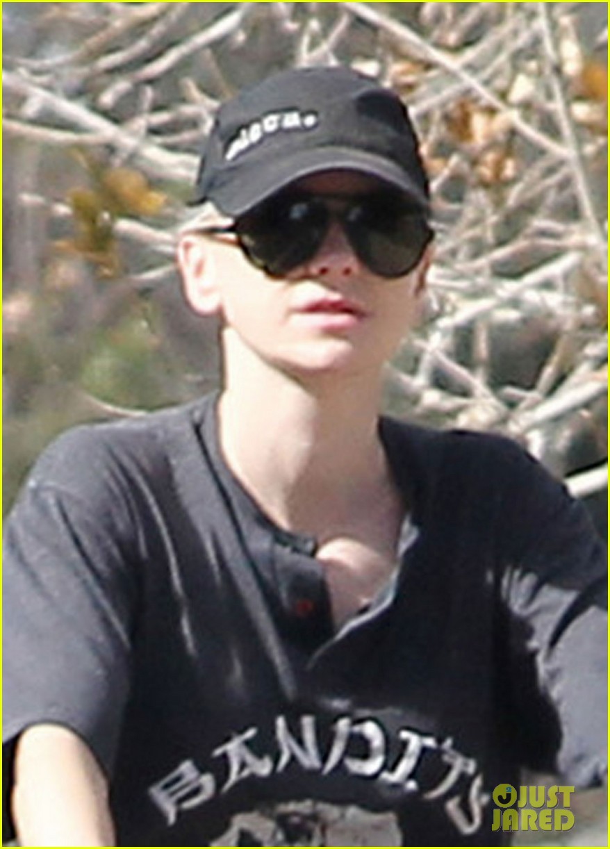 Chris Pratt & Anna Faris Spend Time Together For a Family Bike Ride: Photo 3285925 | Anna Faris ...